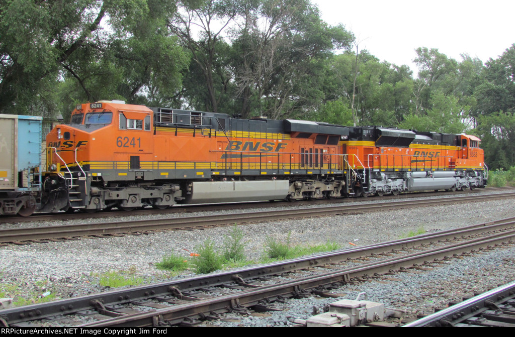 BNSF 6241